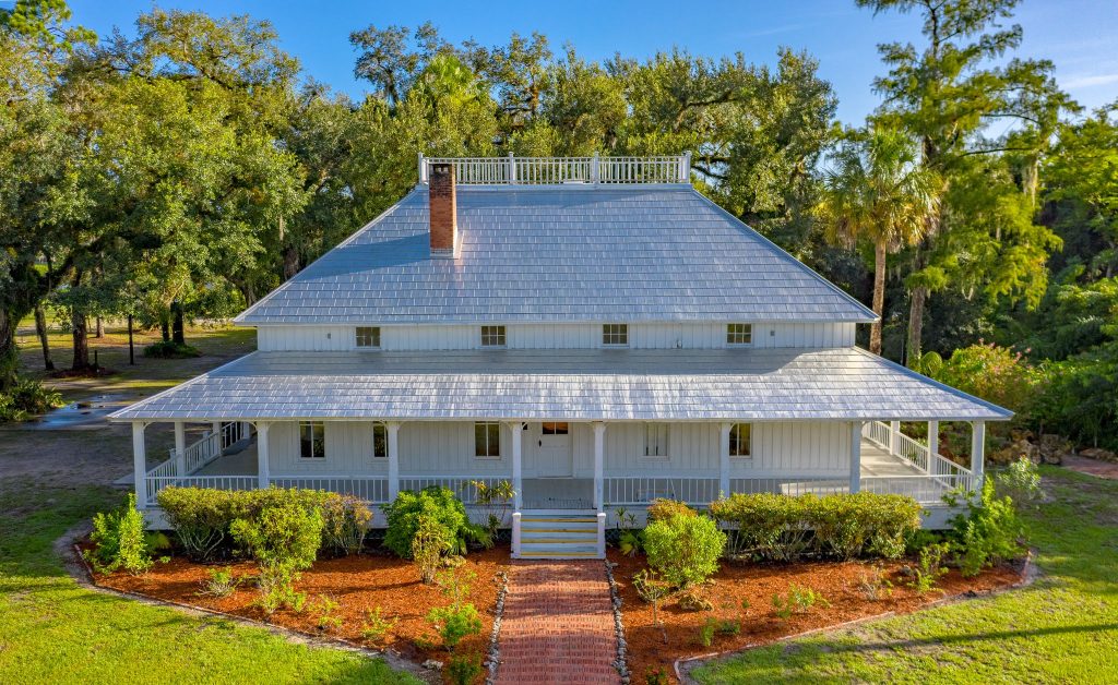 Beautiful Terne Roof on Historic Captain Hendry House | Spengler Industries