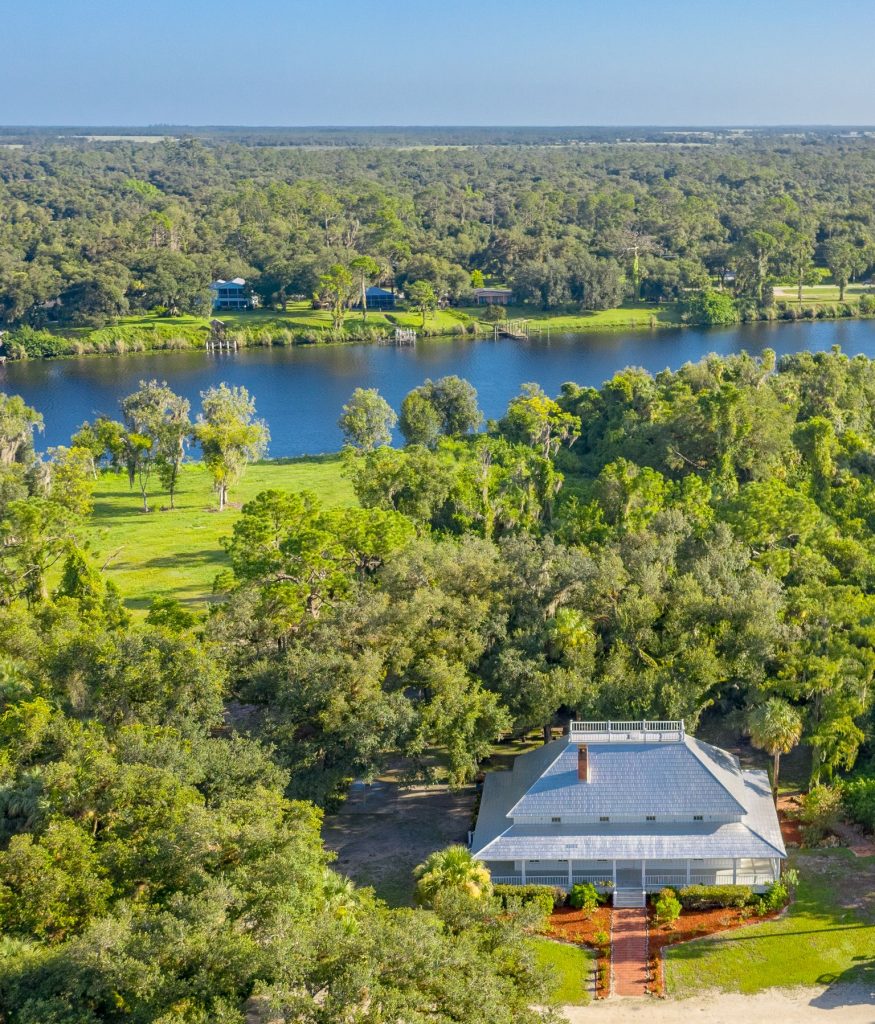 Beautiful Terne Roof on Historic Captain Hendry House | Spengler Industries
