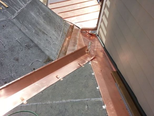 Fixed vs. Expansion Clips: The Key to a Long-Lasting Metal Roof ...